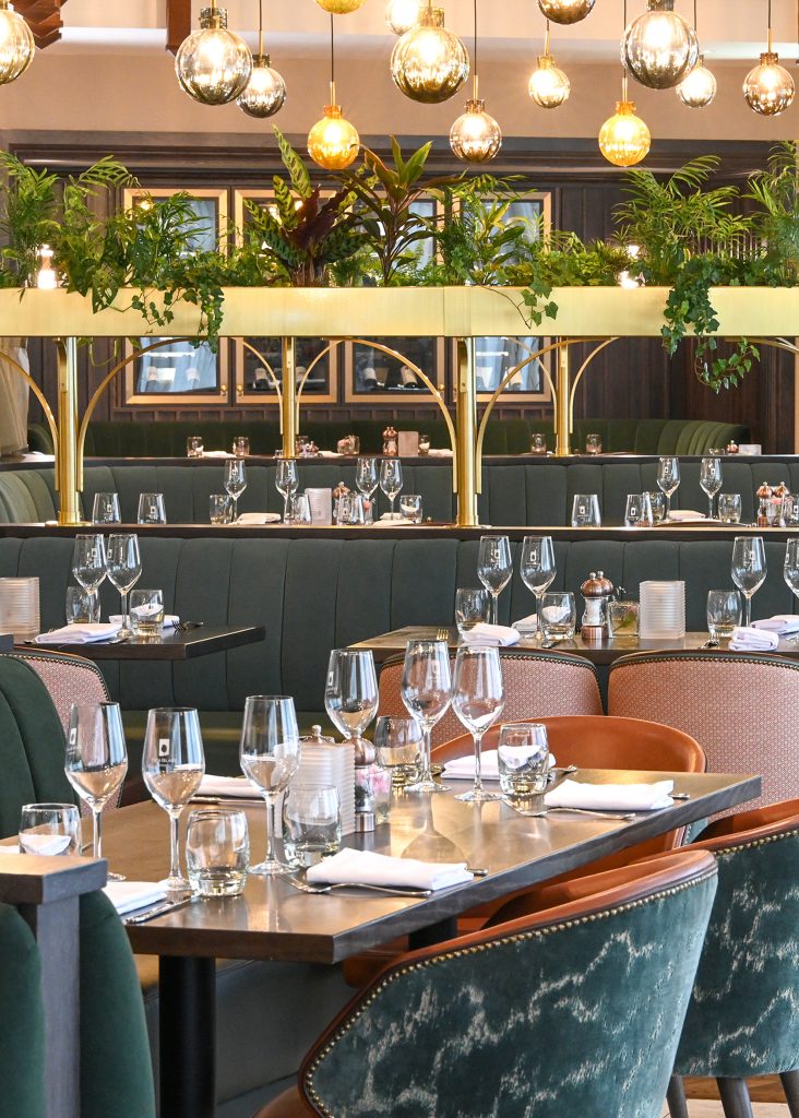 Fota Restaurant: Where Delicious Food meets Elegant Ambiance - Fota ...